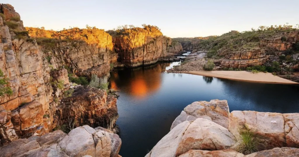 Exploring Katherine Gorge: Natural Beauty, Cultural Heritage, and ...